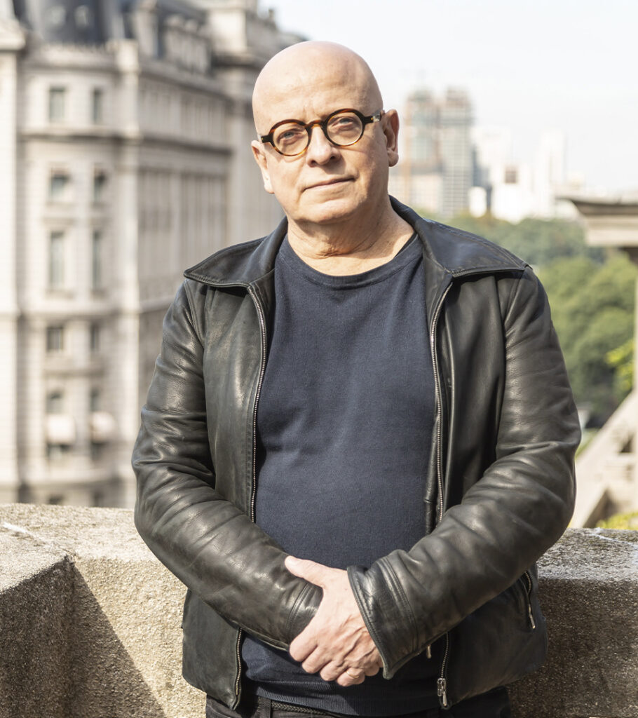 Speakers – Programa Presente Continuo