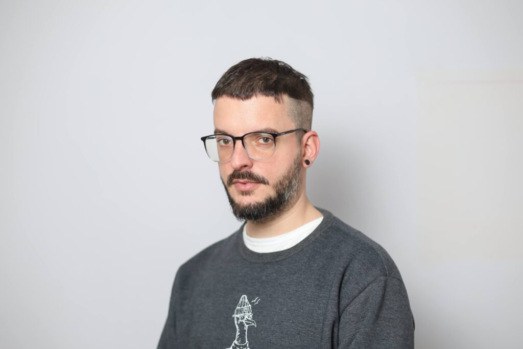 Programa Presente Continuo